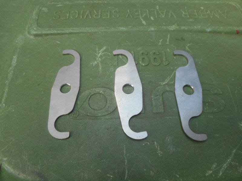 Injector retaining plates - TR6 Forum - TR Forums