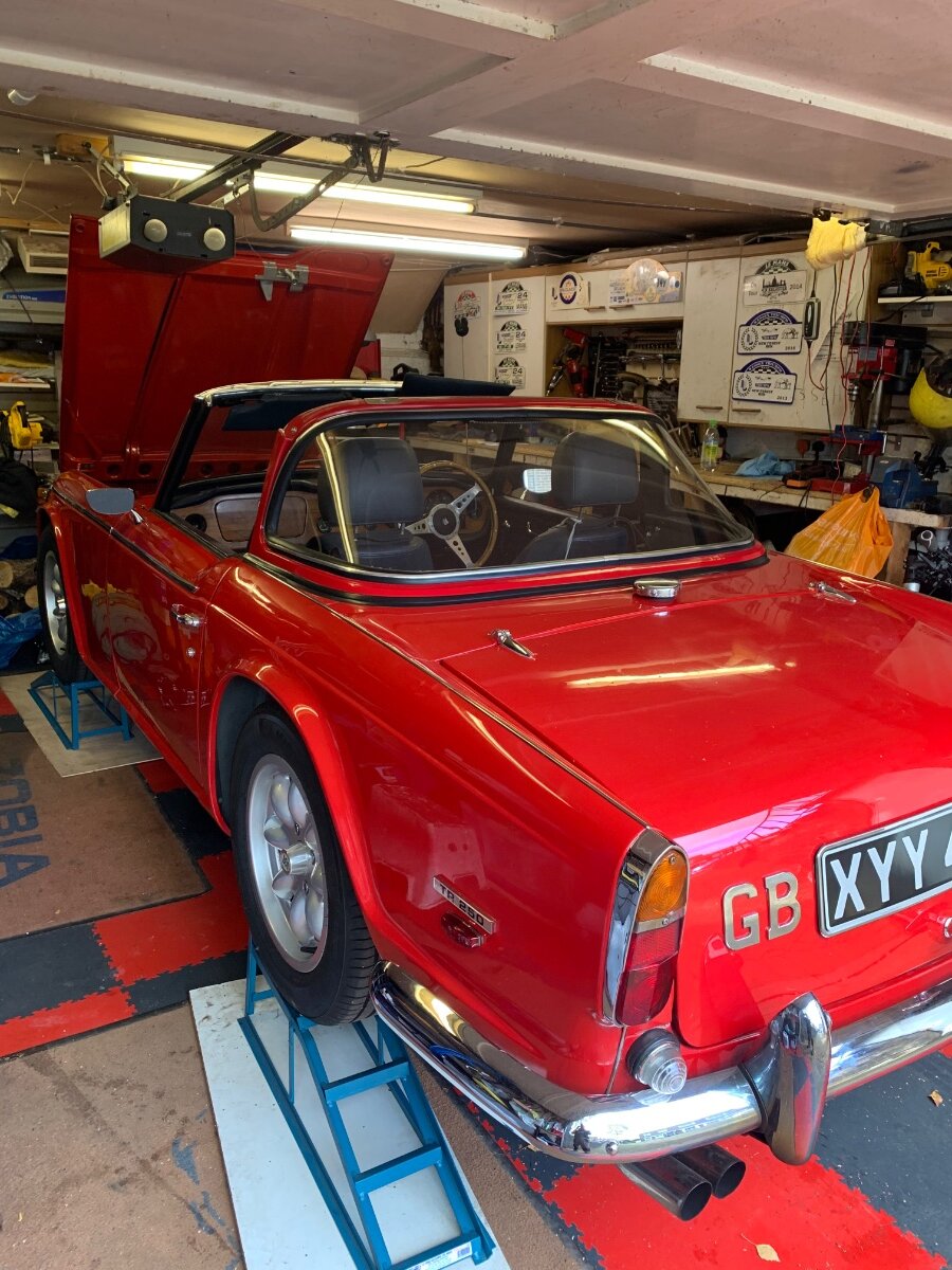 Best position for trolley jack and axle stands - TR6 Forum - TR Forums