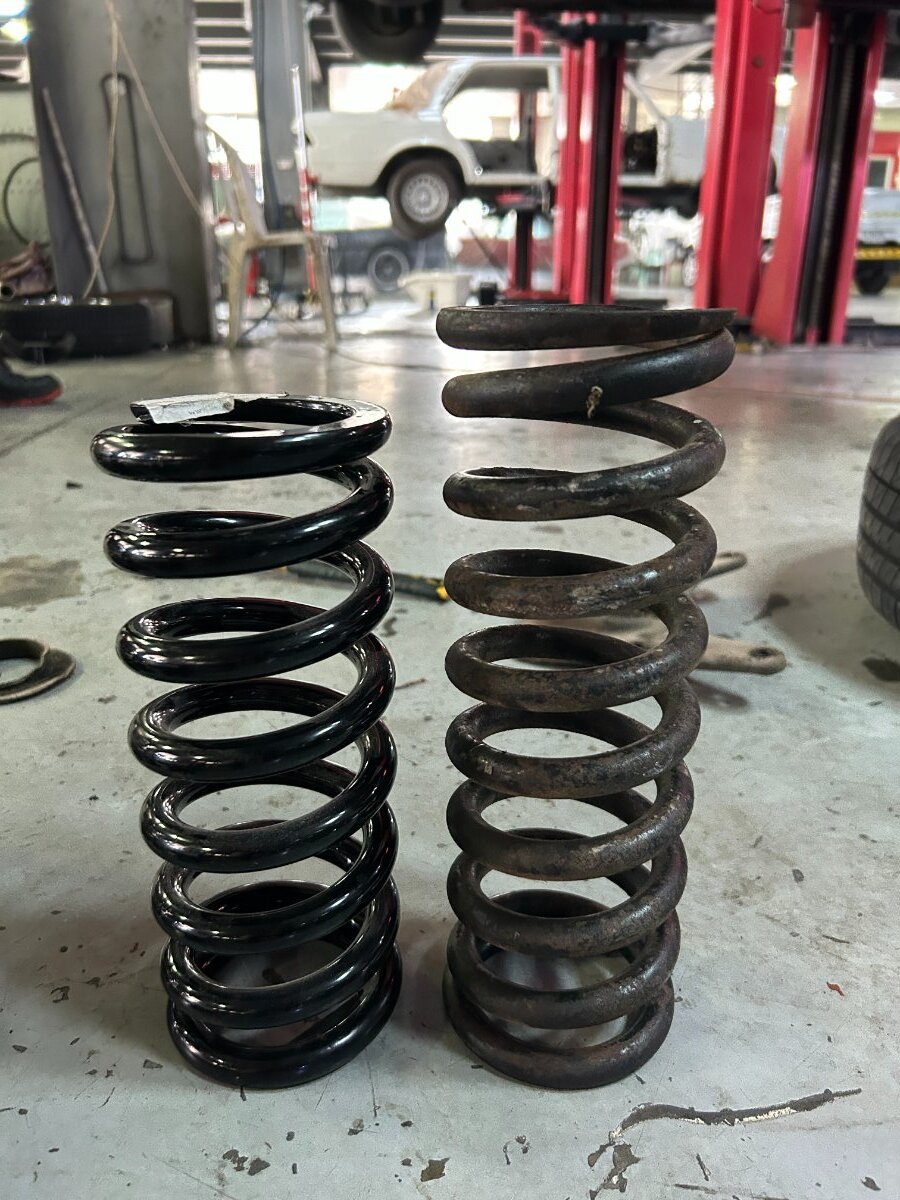 Ride height change with lowering springs - for reference - TR6 Forum ...
