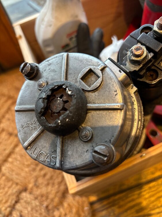 Starter motor armature rubber end cap - Technical - all models - TR Forums