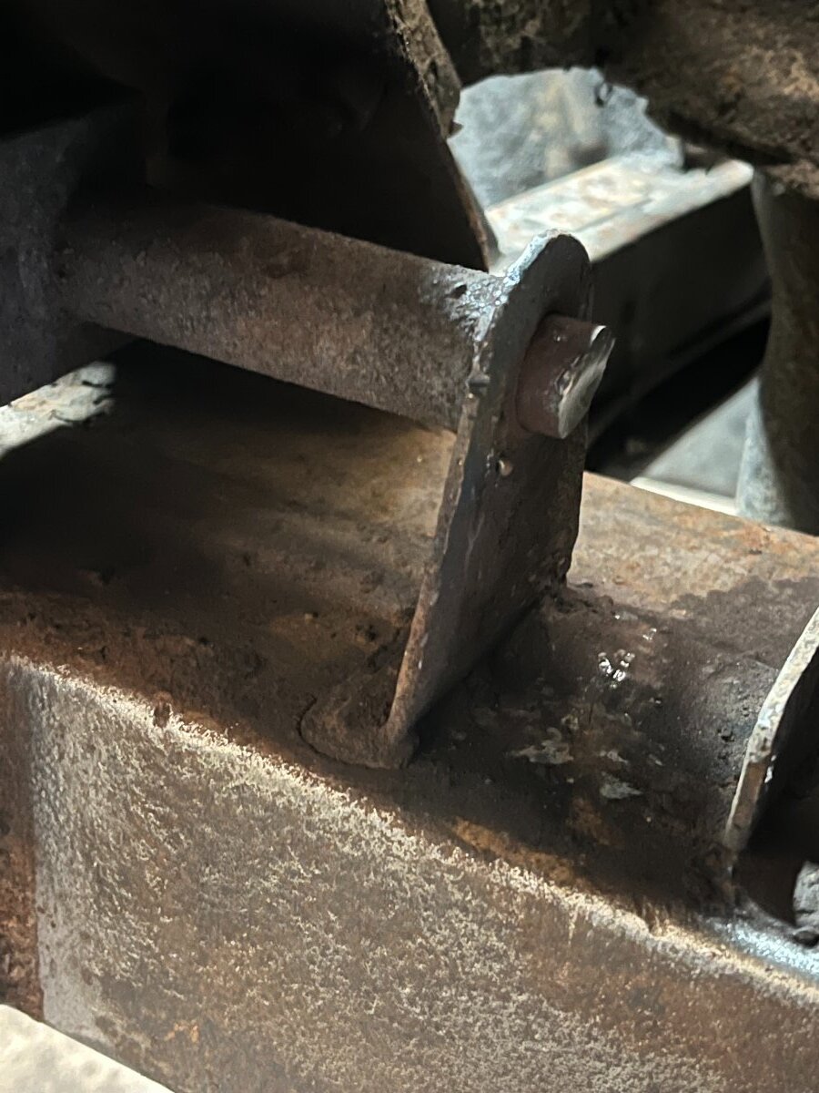 TR4 Inner Fulcrum Pin Removal - TR4/4A Forum - TR Forums